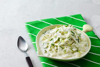 Ensalada de Colirrábano Keto — Receta Vegetariana — Diet Doctor