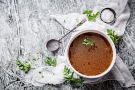 LCHF-recept – Benbuljong – Fond – Enkelt – Diet Doctor