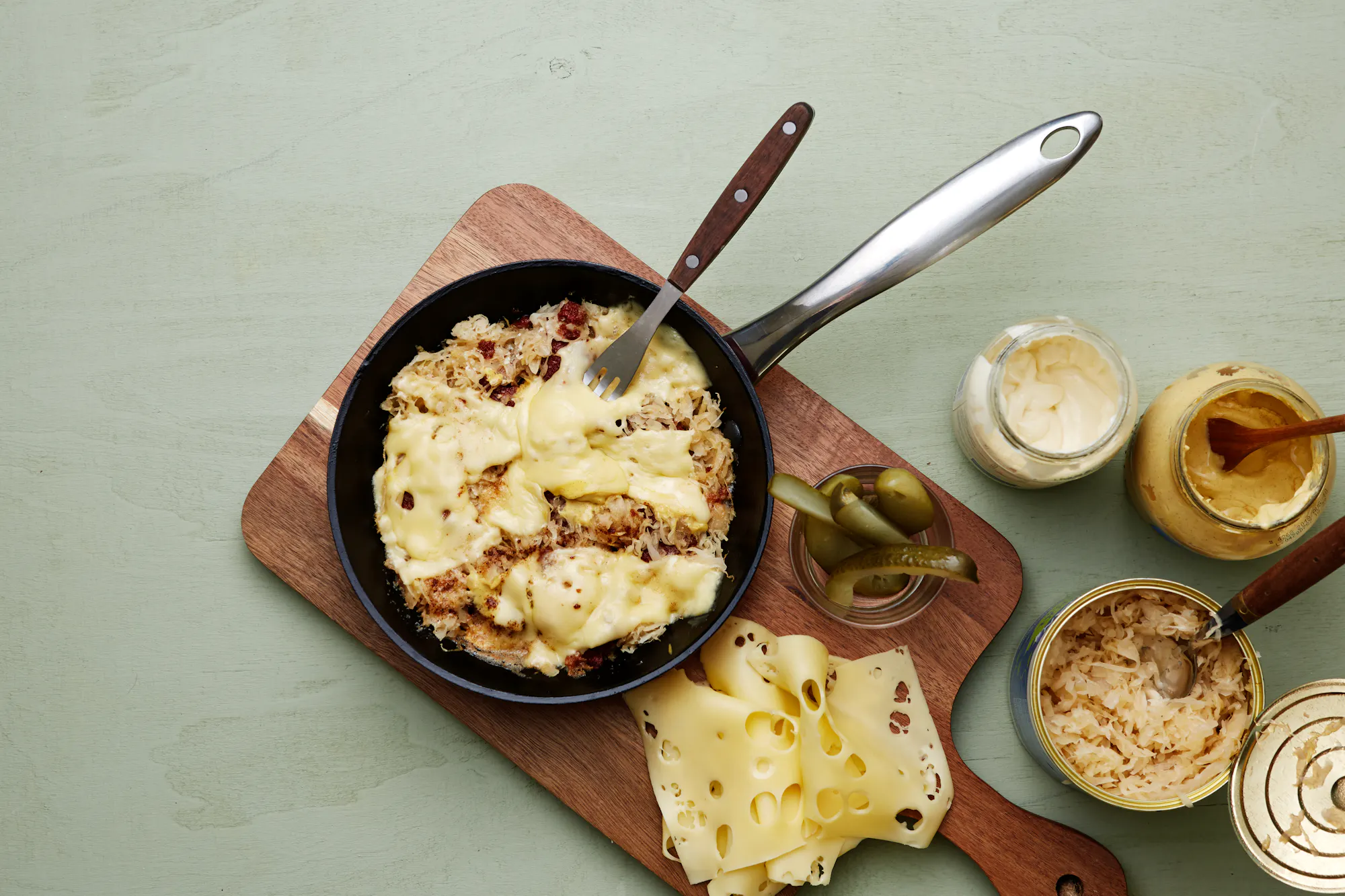 Keto Cheesy Reuben Skillet - Recipe - Diet Doctor