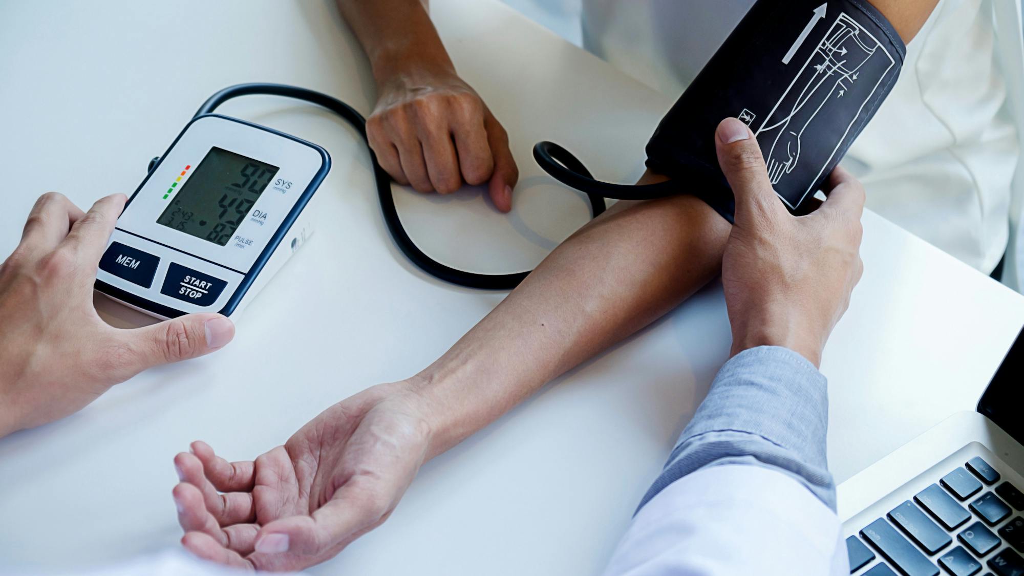 What you need to know about low blood pressure — Diet Doctor