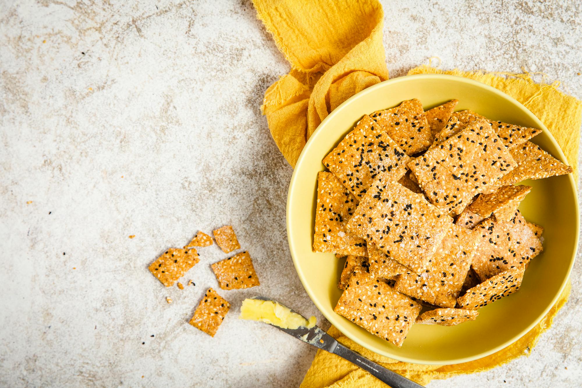 Seasoned Keto Avocado Crackers - Recipe - Diet Doctor