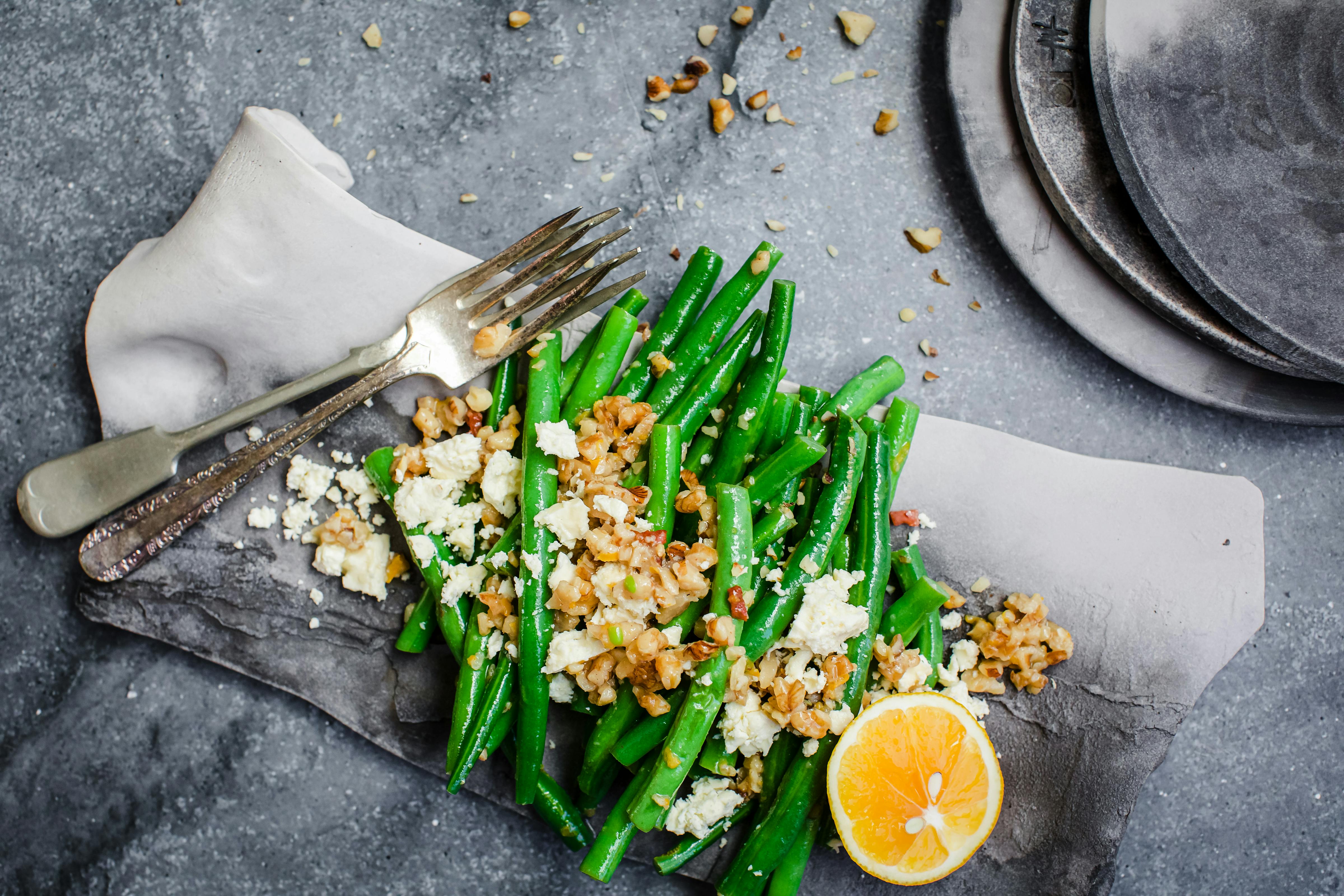 Walnut Crumb Green Beans - Recipe - Diet Doctor