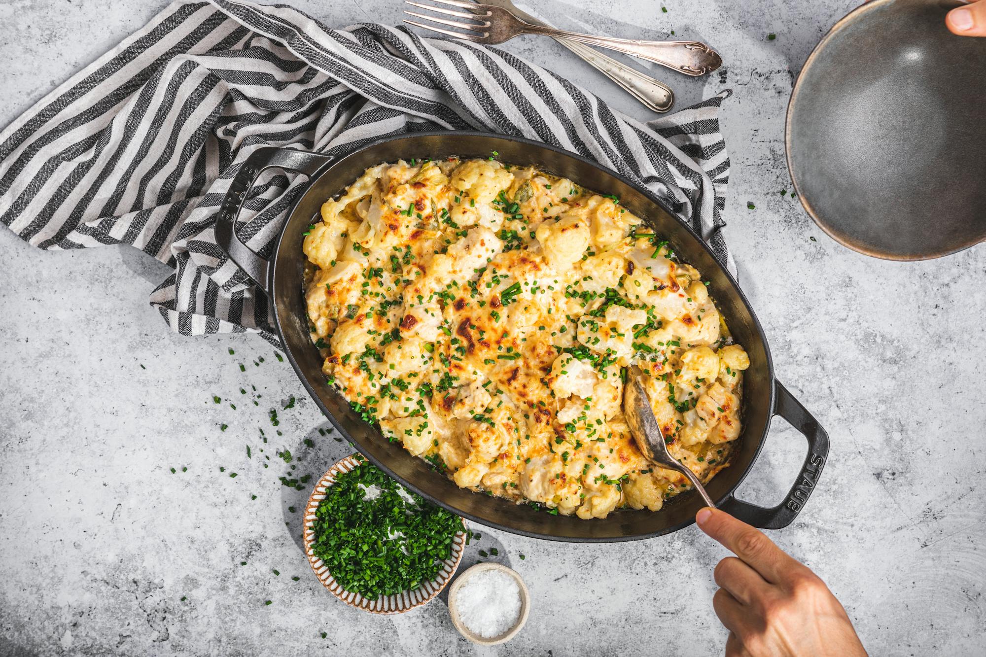 Buffalo Chicken & Cauliflower Casserole - One Pan Recipe - Diet Doctor